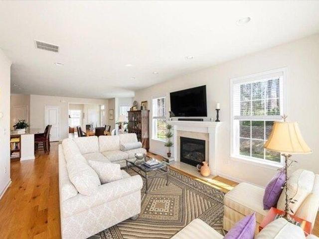 condo with 2 bedroom, Holliston MA ES103494807
