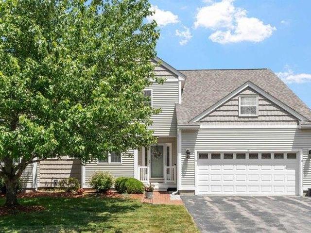 condo with 2 bedroom, Hollis NH ES104299356