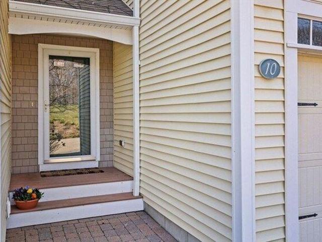 condo with 2 bedroom, Hopkinton MA DLS102962403