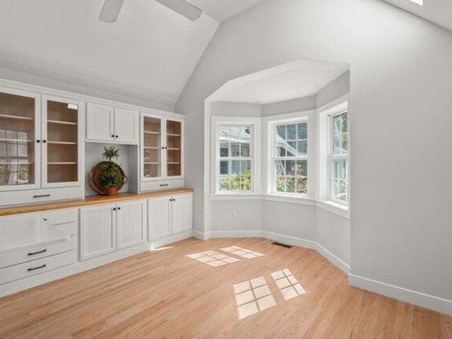 condo with 2 bedroom, Hopkinton MA ES103072798
