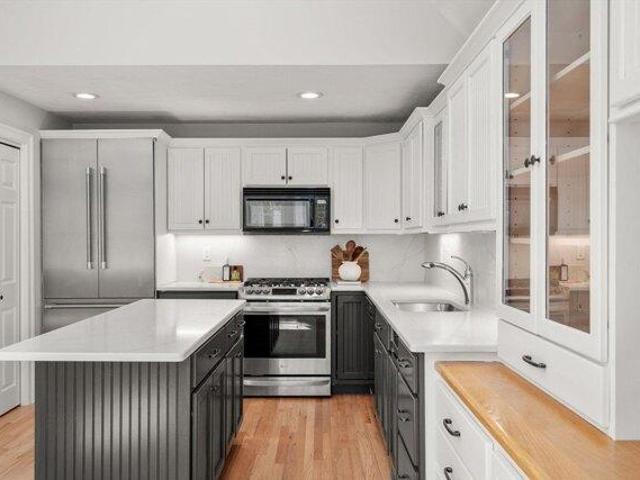 condo with 2 bedroom, Hopkinton MA ES104850846