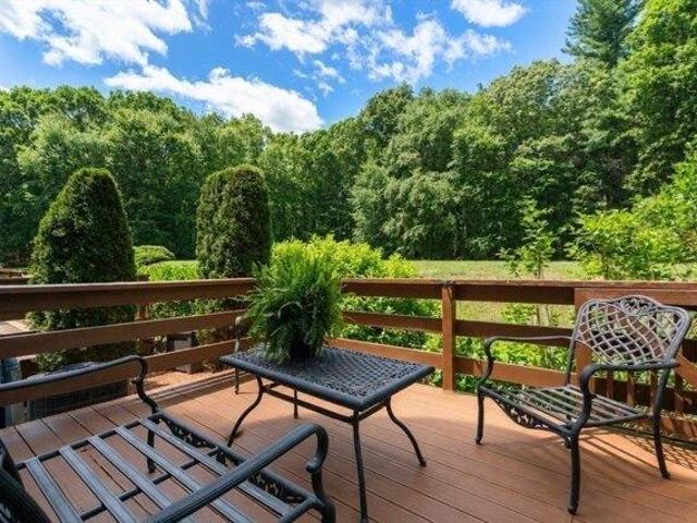 condo with 2 bedroom, Hopkinton MA ES104151106
