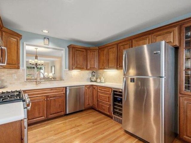 condo with 2 bedroom, Hopkinton MA ES105144768