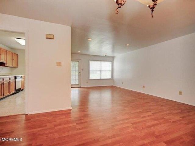 condo with 2 bedroom, Howell NJ ES104405692