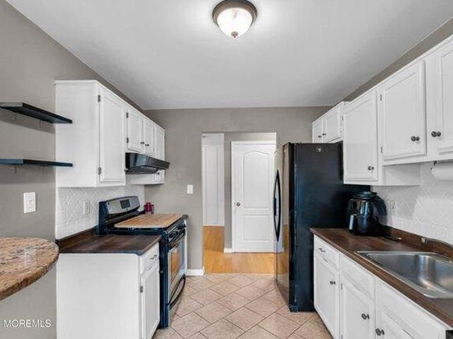 condo with 2 bedroom, Howell NJ ES105156024