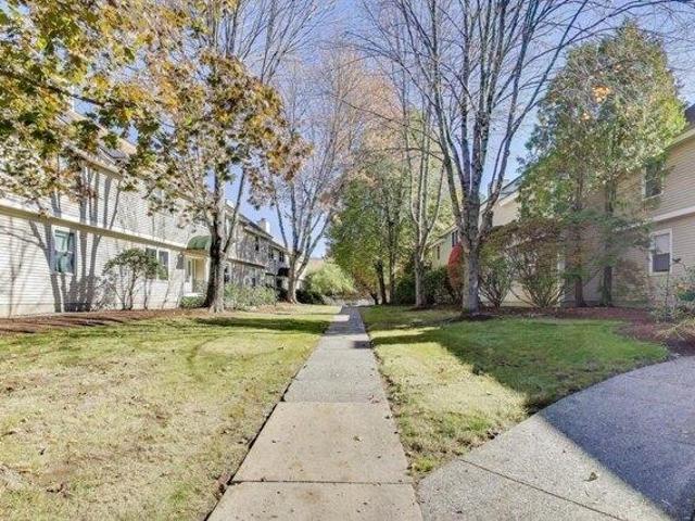 condo with 2 bedroom, Hudson MA ES102860936