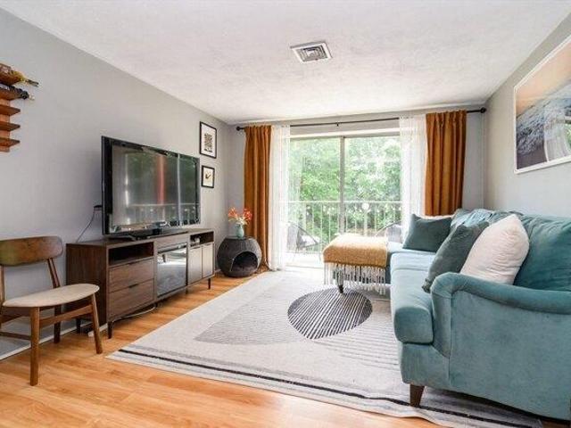 condo with 2 bedroom, Hudson MA ES103444806