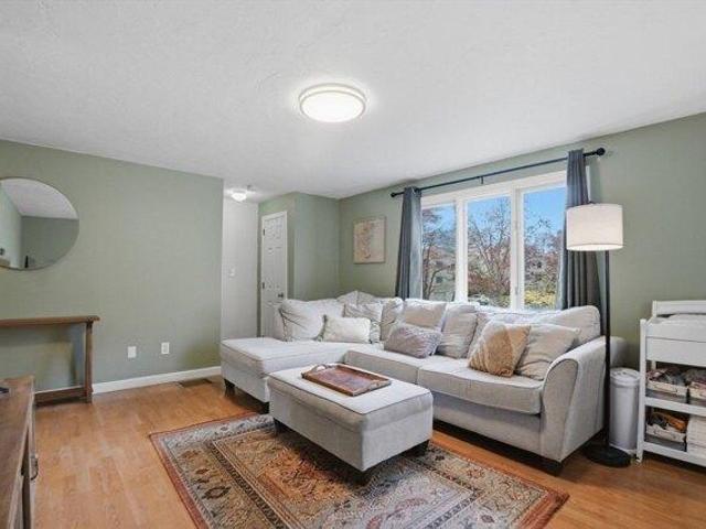 condo with 2 bedroom, Hudson MA ES103444196