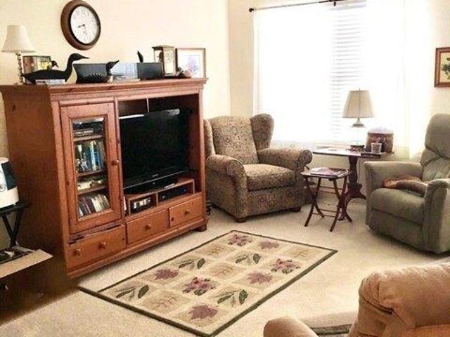 condo with 2 bedroom, Hudson MA ES103223178