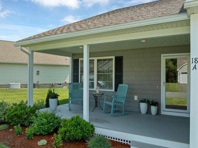 condo with 2 bedroom, Hudson NH DS104192152