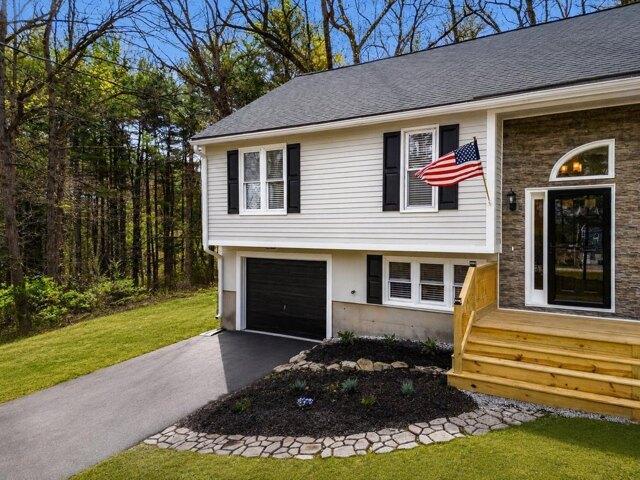 condo with 2 bedroom, Hudson NH ES105079696