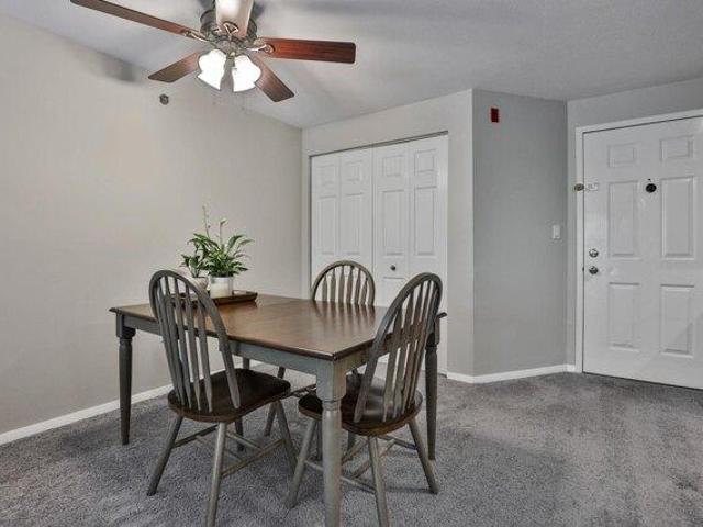 condo with 2 bedroom, Hudson NH ES105192510