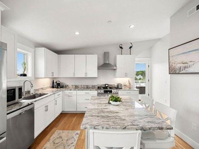 condo with 2 bedroom, Ipswich MA ES105041278