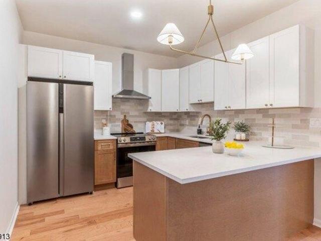 condo with 2 bedroom, Jersey City NJ DLS101801990