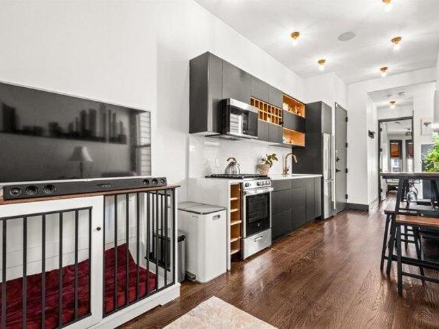 condo with 2 bedroom, Jersey City NJ DLS102212655