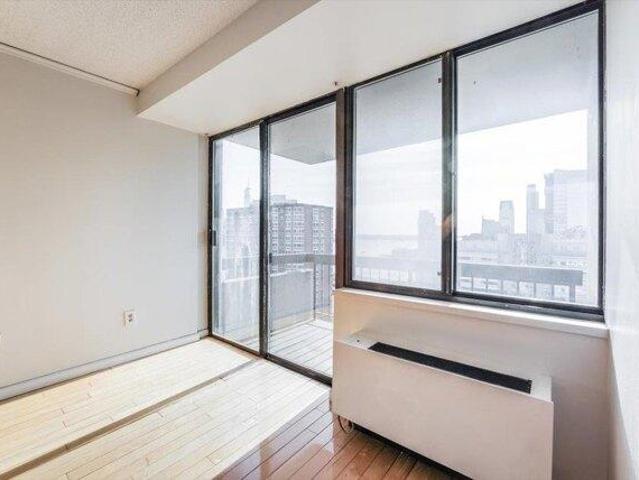 condo with 2 bedroom, Jersey City NJ DS102566212
