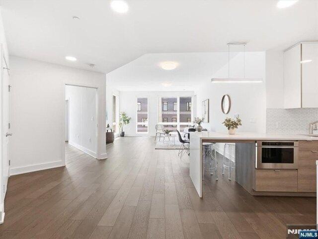 condo with 2 bedroom, Jersey City NJ DS104188227