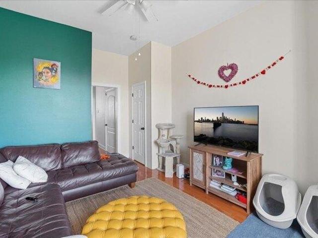 condo with 2 bedroom, Jersey City NJ ES104405881