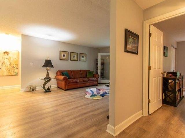 condo with 2 bedroom, Keene NH DS104328714