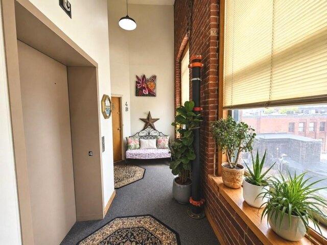 condo with 2 bedroom, Keene NH ES104331514
