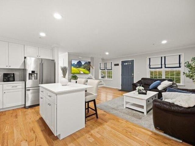 condo with 2 bedroom, Kingston MA DS102708017