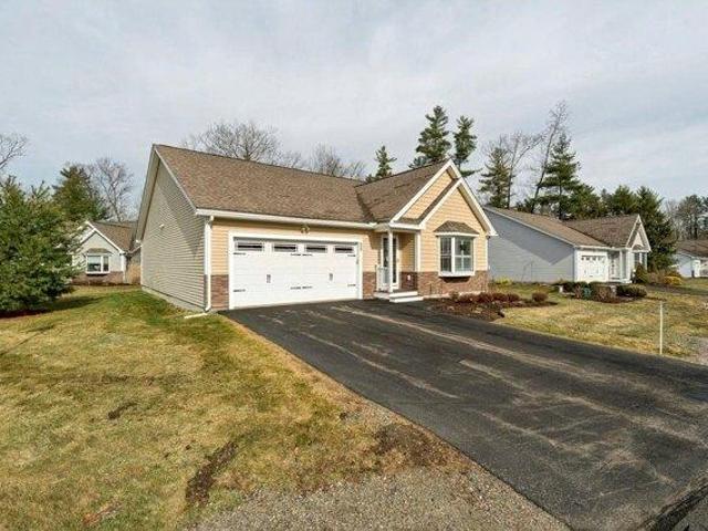 condo with 2 bedroom, Kingston NH DS103127734