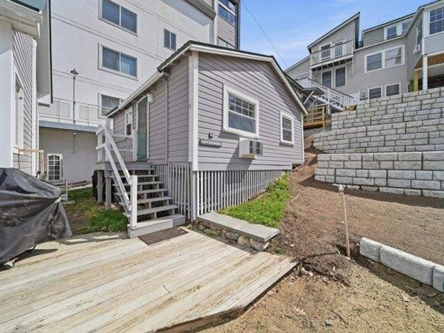 condo with 2 bedroom, Laconia NH DS104010325