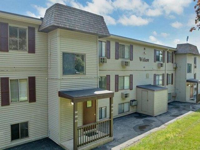 condo with 2 bedroom, Laconia NH DS104113648