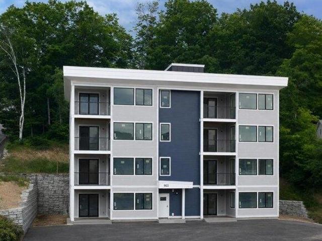 condo with 2 bedroom, Laconia NH DS104444286