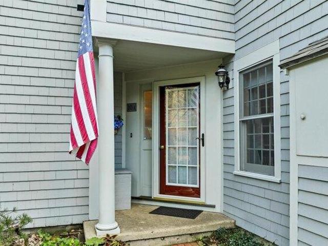 condo with 2 bedroom, Laconia NH DS102119778