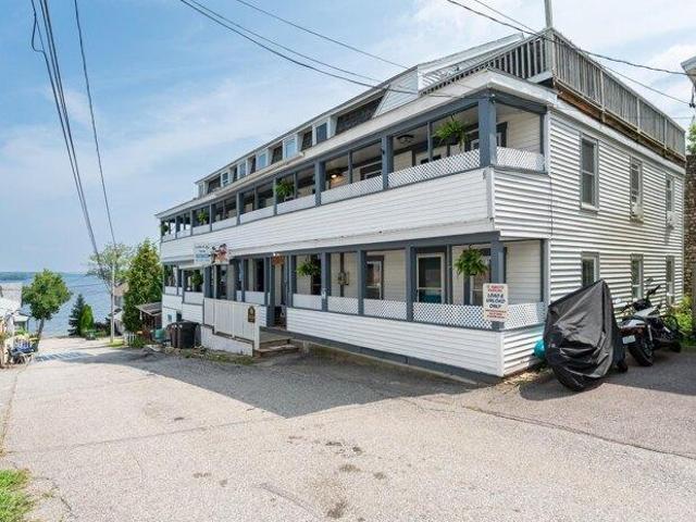 condo with 2 bedroom, Laconia NH DS102729584