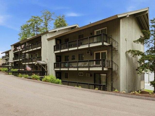 condo with 2 bedroom, Laconia NH ES104569482