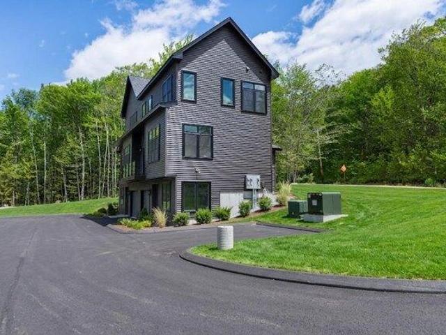 condo with 2 bedroom, Laconia NH ES105108803