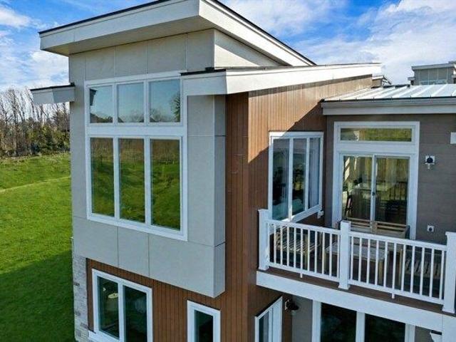condo with 2 bedroom, Laconia NH ES103222359