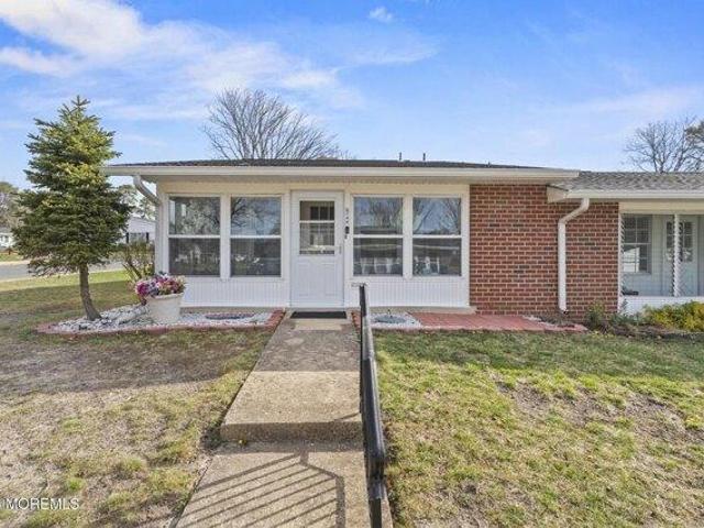 condo with 2 bedroom, Lakewood NJ DLS101659889