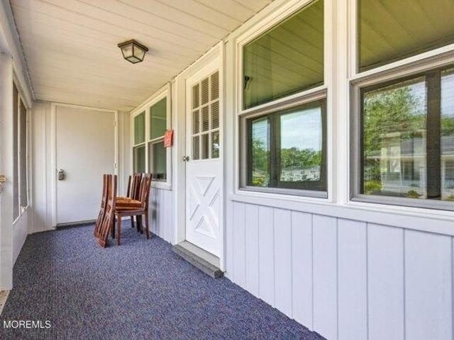 condo with 2 bedroom, Lakewood NJ ES104922111