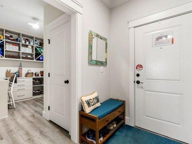 condo with 2 bedroom, Lakeville MA ES105060373