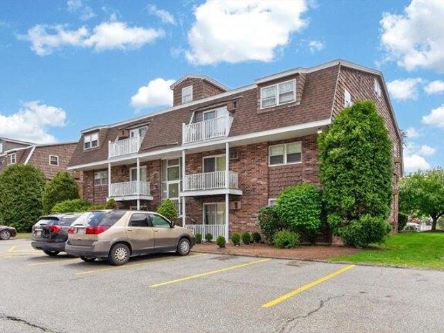condo with 2 bedroom, Lawrence MA DLS102444021