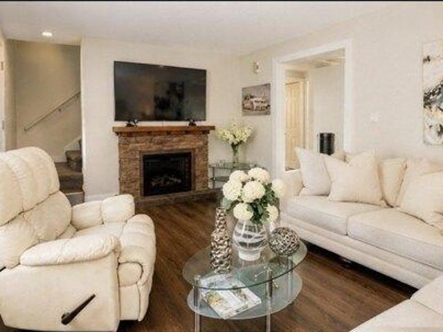 condo with 2 bedroom, Lawrence MA DS104266368
