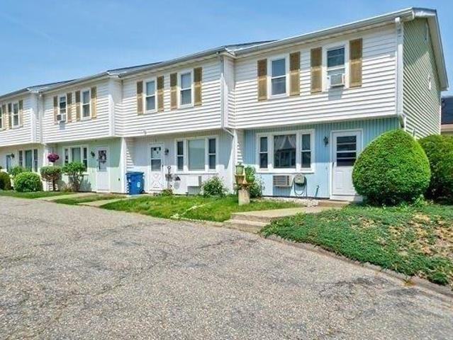condo with 2 bedroom, Lawrence MA ES104808907