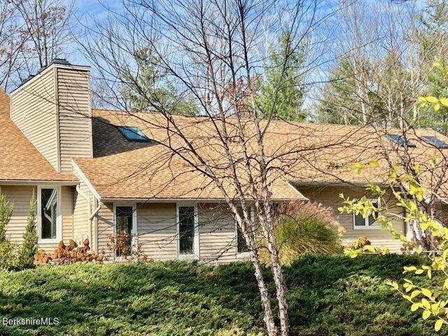 condo with 2 bedroom, Lenox MA DS101705669