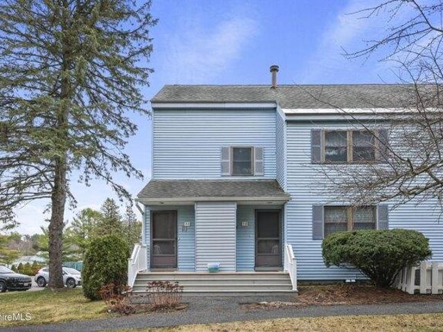 condo with 2 bedroom, Lenox MA DS102708581