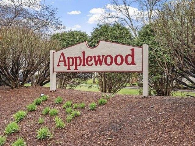 condo with 2 bedroom, Leominster MA DLS102313041