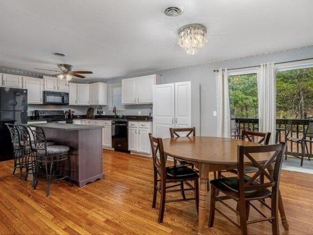 condo with 2 bedroom, Leominster MA DS104330012