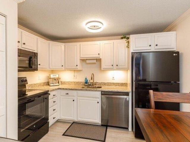 condo with 2 bedroom, Leominster MA DS104410217