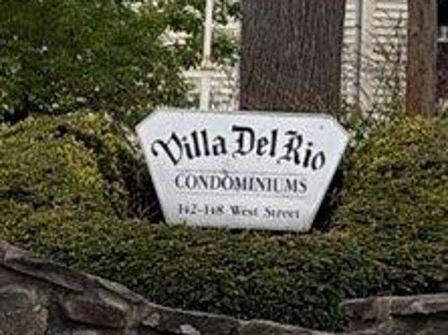 condo with 2 bedroom, Leominster MA DS102860501