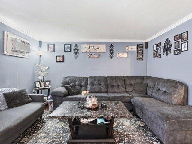 condo with 2 bedroom, Leominster MA ES104480127
