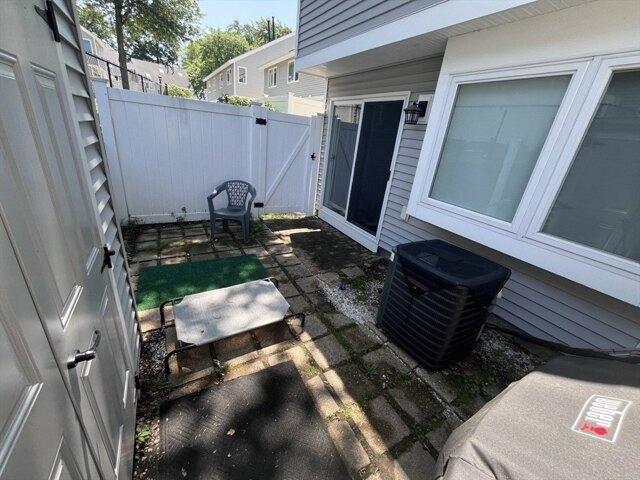 condo with 2 bedroom, Leominster MA ES104808413