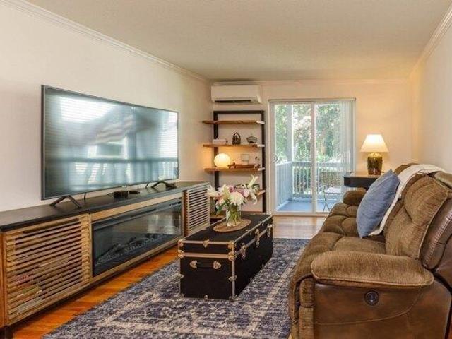 condo with 2 bedroom, Leominster MA ES104810028