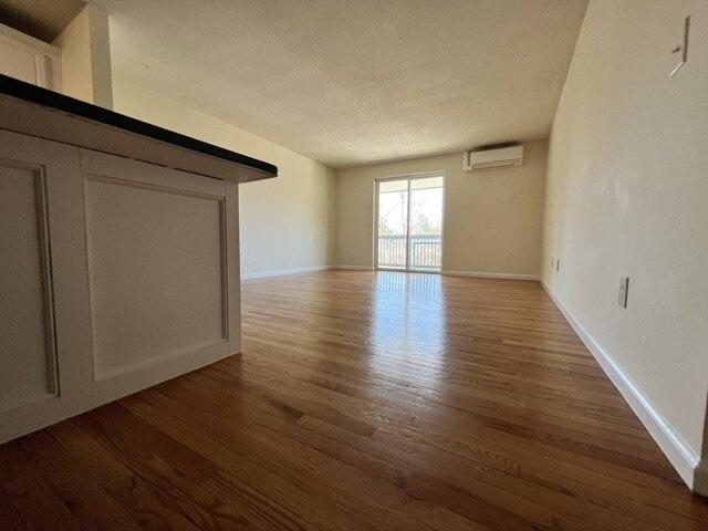 condo with 2 bedroom, Leominster MA ES103809860